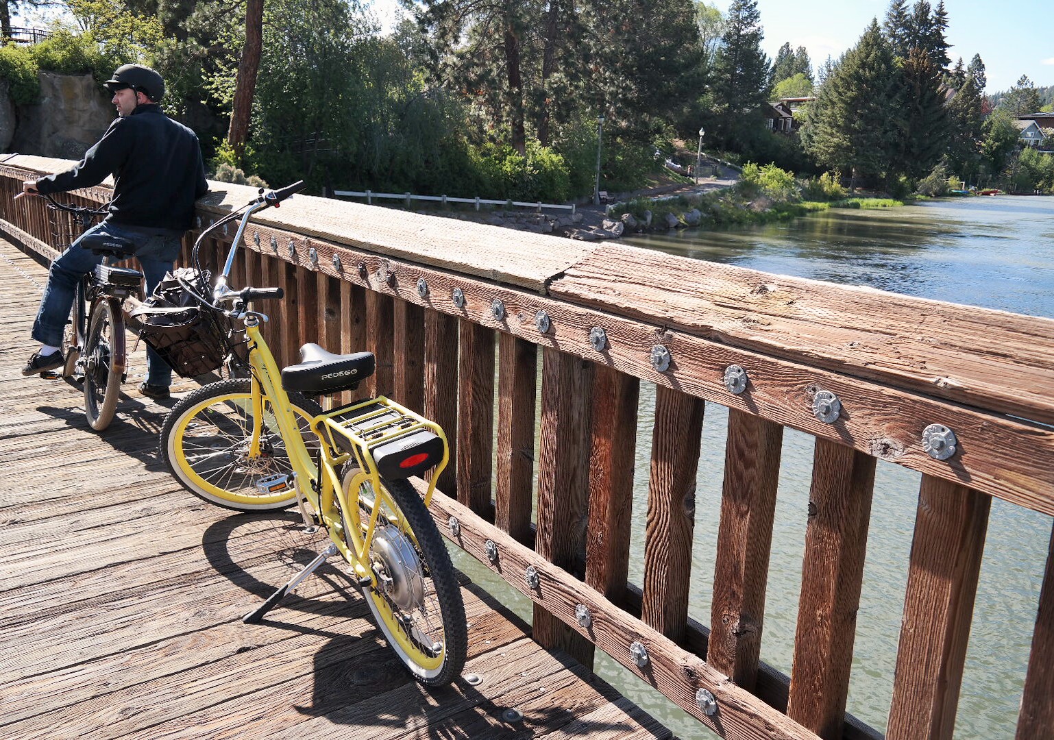 48 Hours in Beautiful Bend, Oregon | Highway to Hoeftland